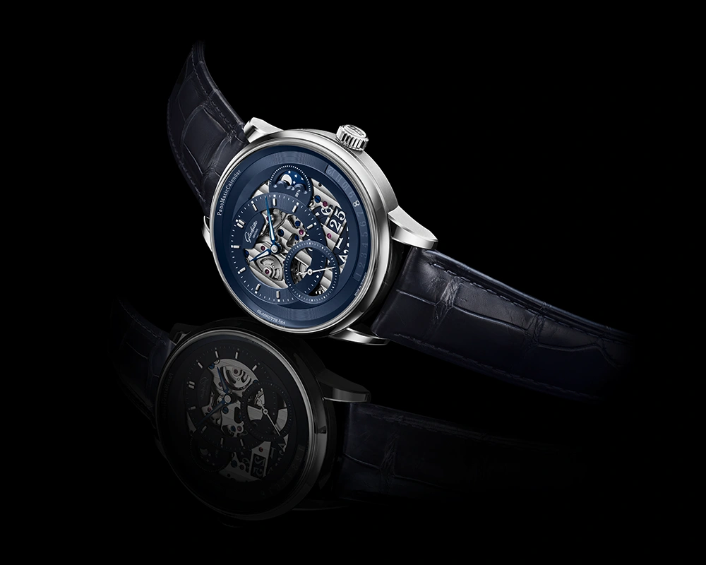 PanoMaticCalendar in the Blue of Dawn